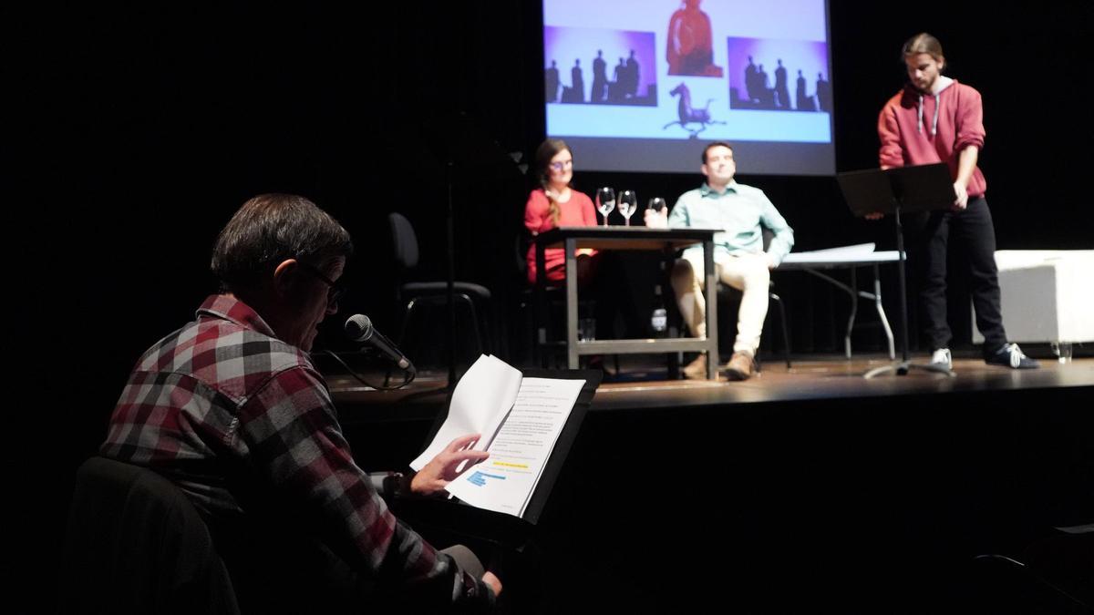 Una lectura teatralitzada que traspassa la quarta paret