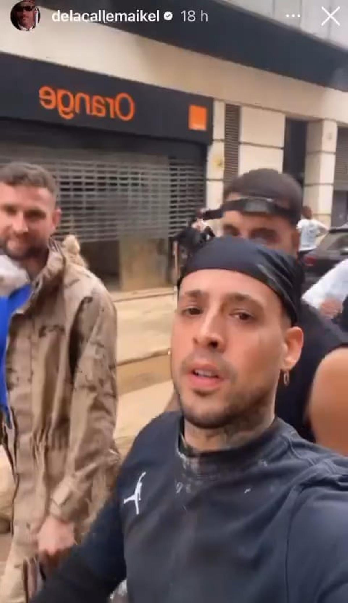 DANA VALENCIA | El cantante canario Maikel Delacalle se traslada hasta Valencia para ayudar con ...