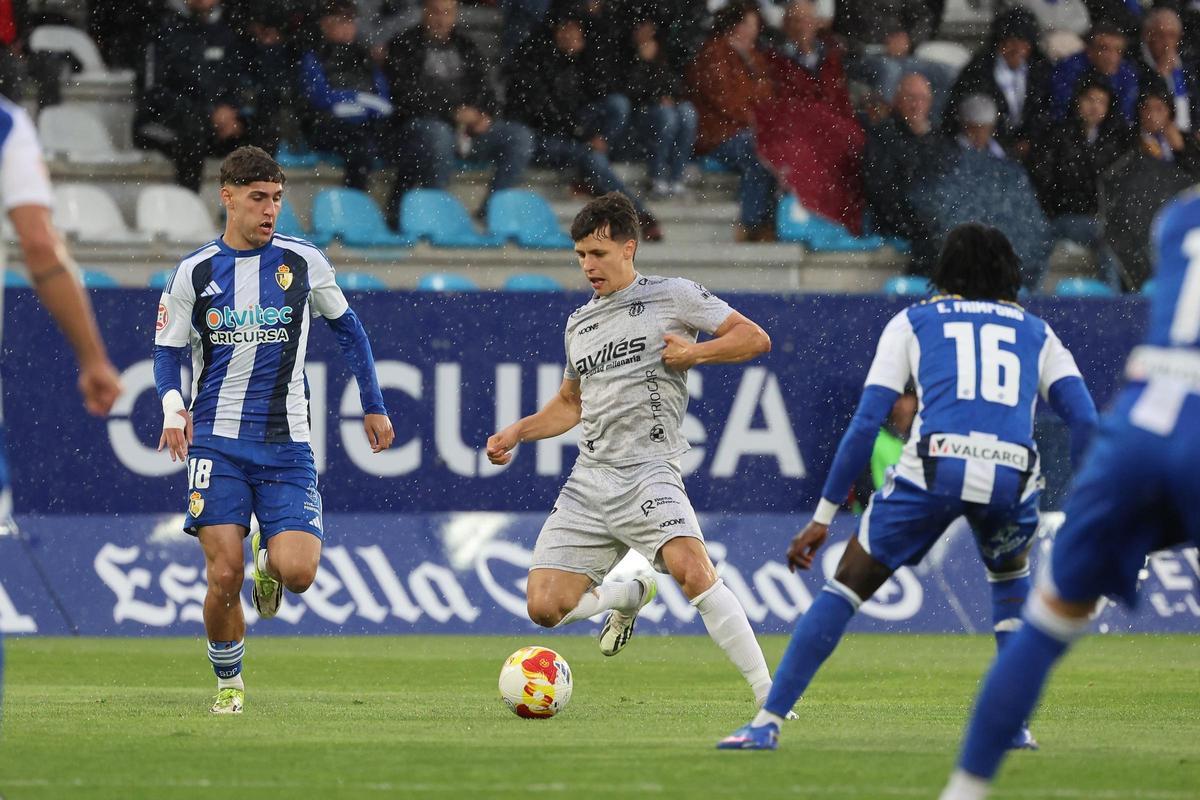 Las imágenes de la derrota del Avilés ante la Ponferradina