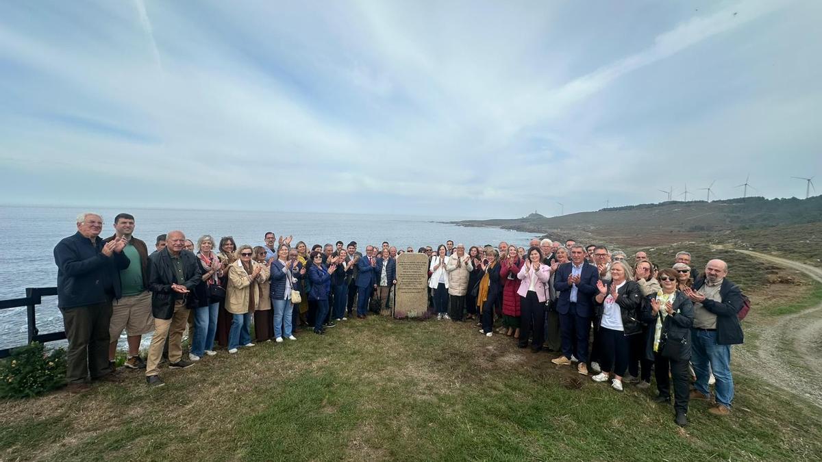 Camariñas recuerda a Francesc Antich y a los voluntarios de Baleares ...