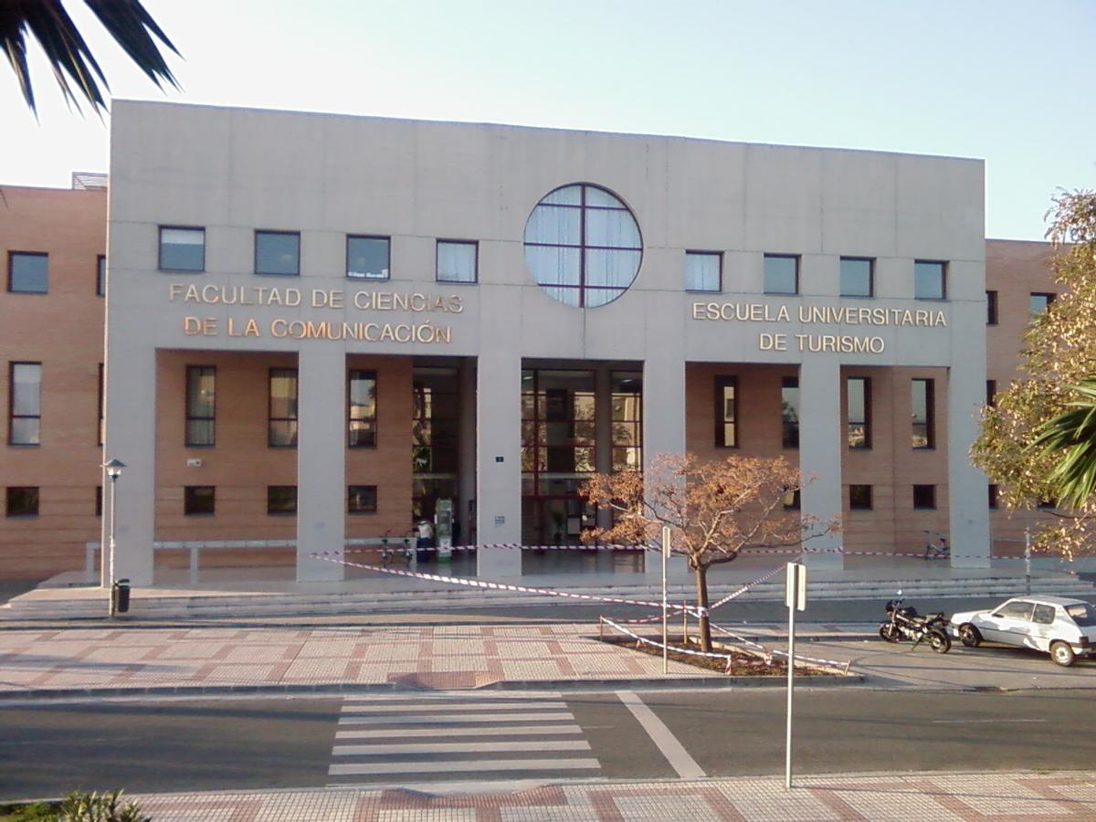 UMA MÁLAGA | Trabajadores y estudiantes de la UMA denuncian la falta de ...