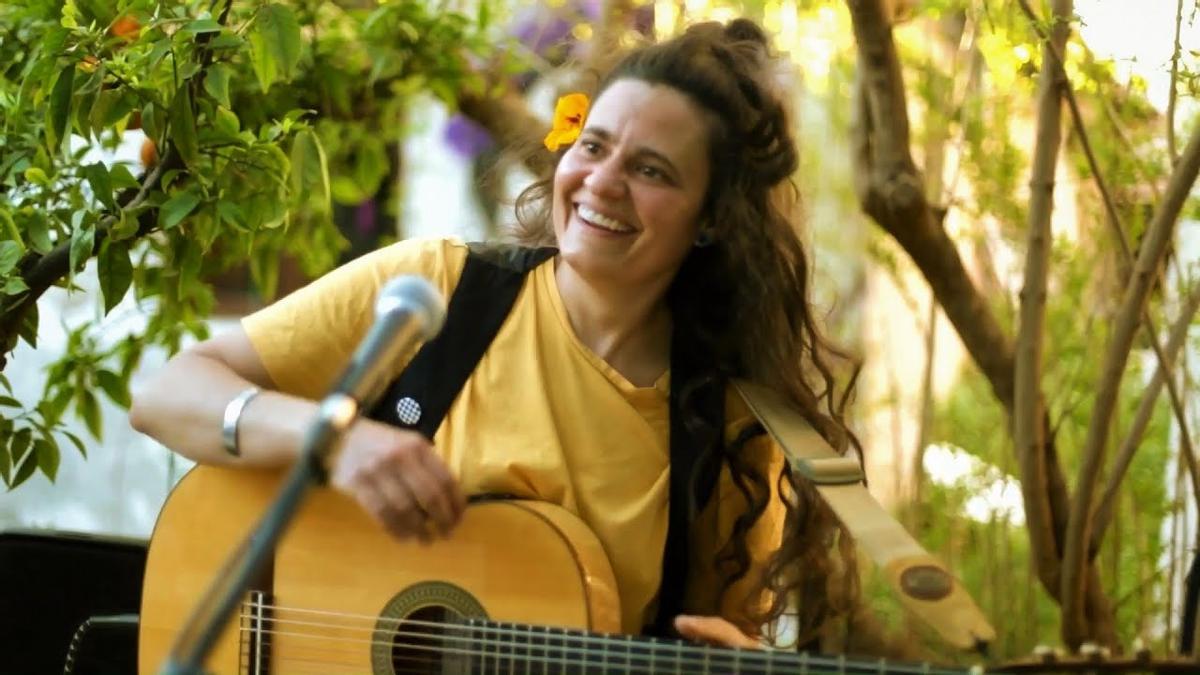 Yessy Rivera, libre como el viento en el Café de Alba