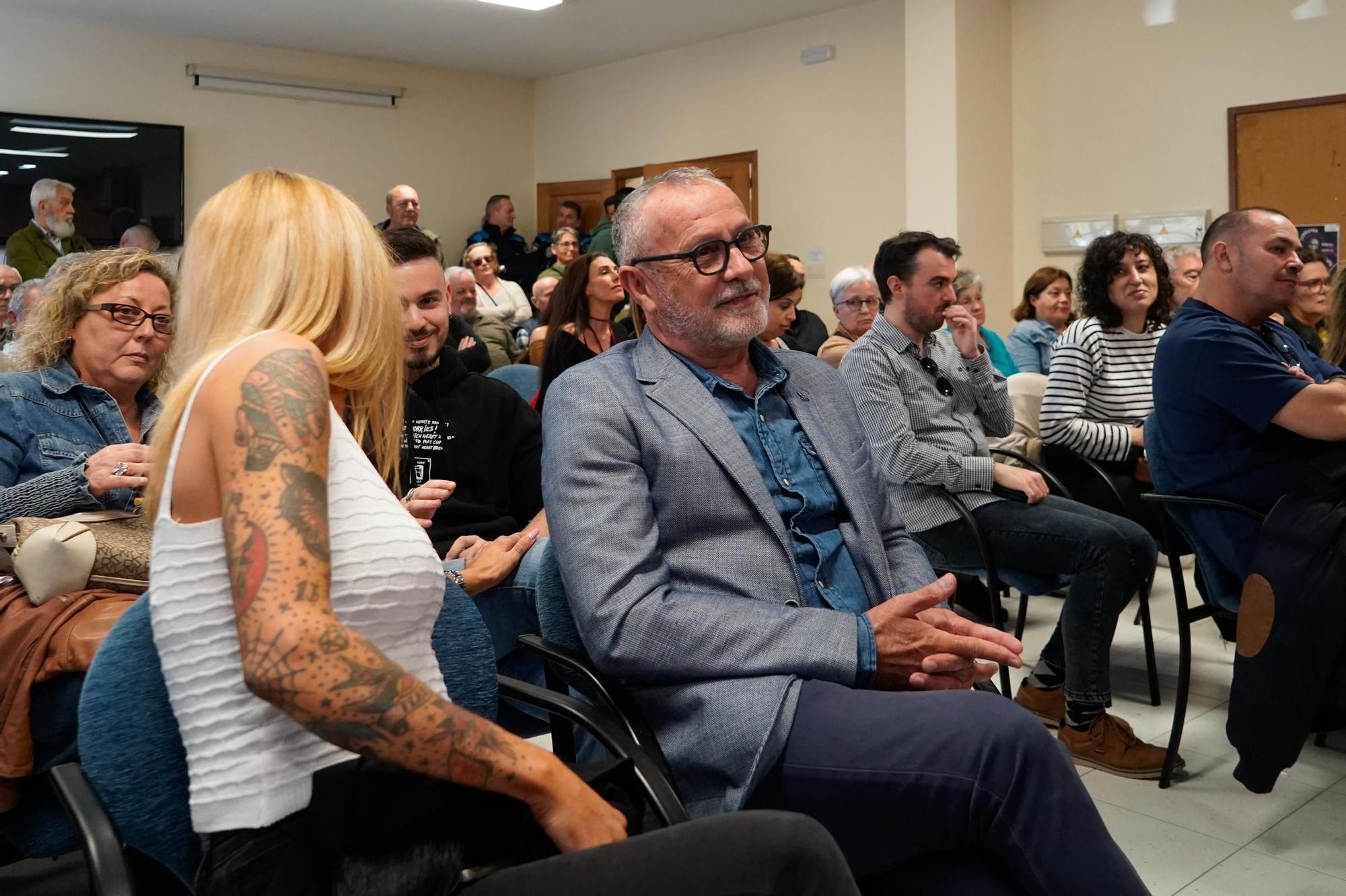 María Pan toma posesión como primera alcaldesa de Cambre