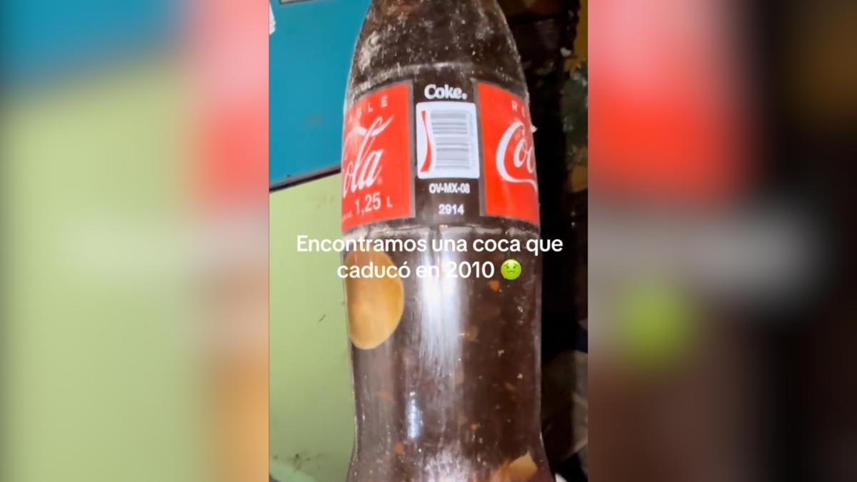 Así es una Coca Cola caducada desde 2010: se ha hecho viral (y no es para menos)