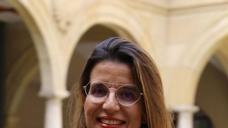 Hito en la Enfermería murciana, primera enfermera catedrática en la ...