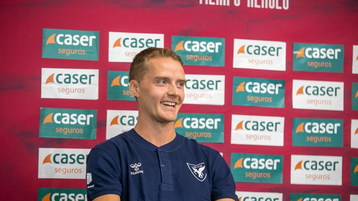 Hakanson: "Venir al UCAM Murcia es un paso adelante en mi carrera" - La ...