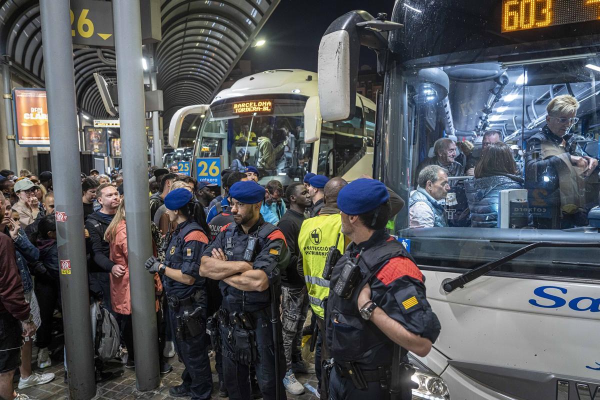 Barcelona sufre el gran apagón hasta la madrugada