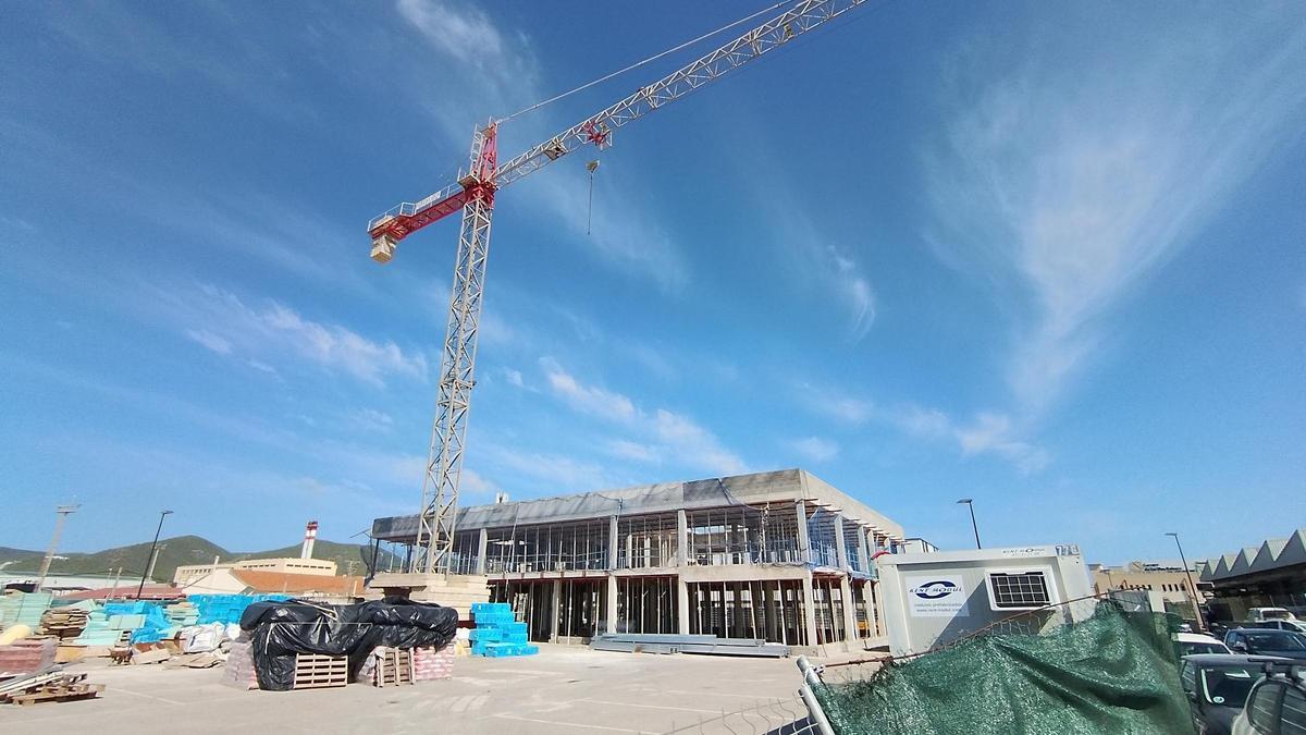 OBRAS EN IBIZA: Un fallo con el hormigón paraliza desde diciembre el ...