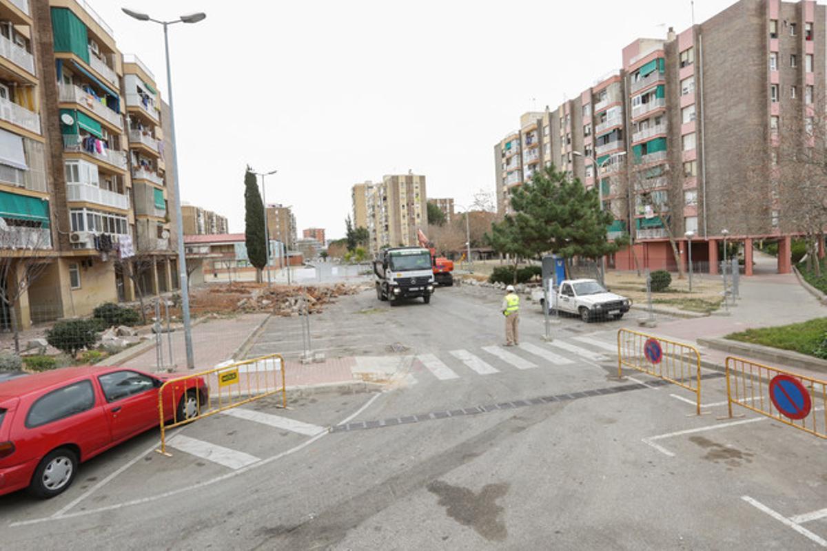 El paseo de Ponent de Viladecans se reestructura
