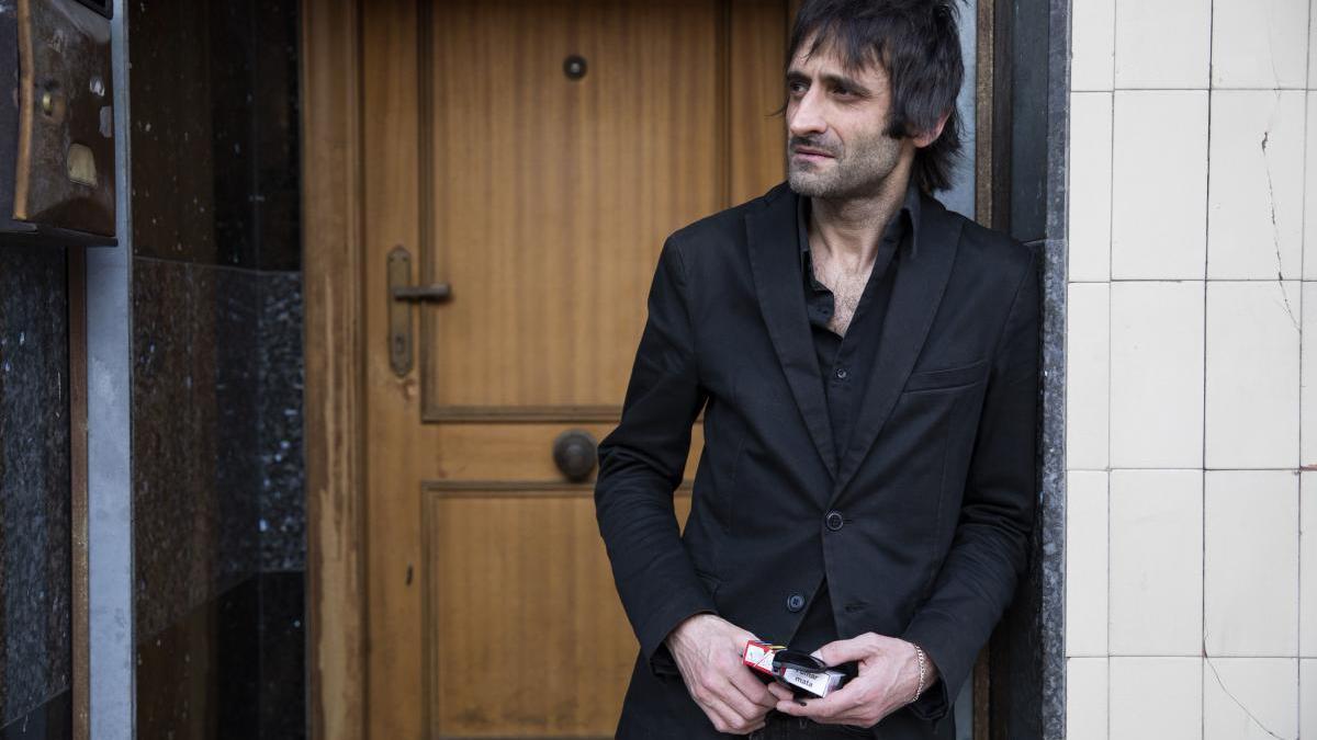 El músico avilesino Nacho García lanza esta noche su nueva canción ...