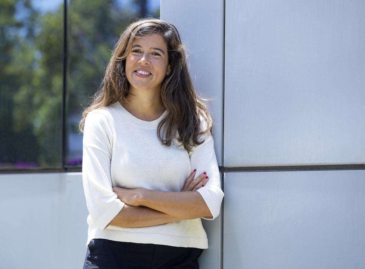 LITERATURA ALICANTE | "Nada más ilusorio", el debut literario de una ...