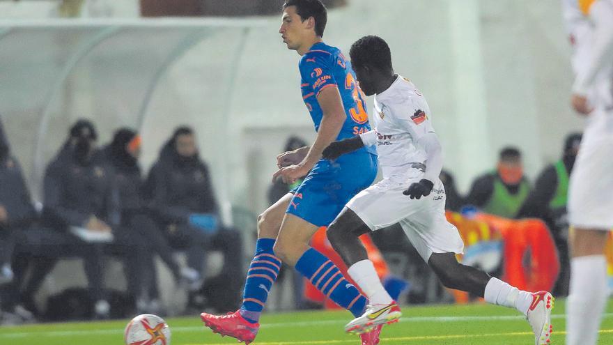 VALENCIA CF: La historia valencianista tras el debut de César Tárrega