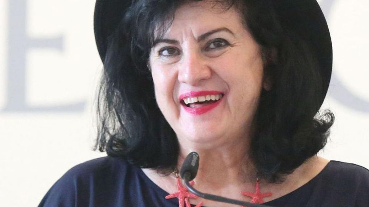 Aurora Luque, Nacional de Poesía por su libro de los gozos - El Periódico