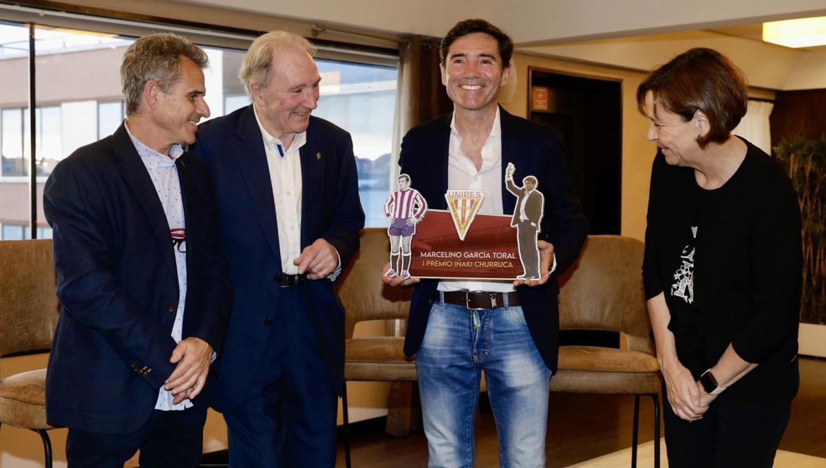 REAL SPORTING DE GIJÓN MARCELINO CHURRUCA El sportinguismo se rinde ...