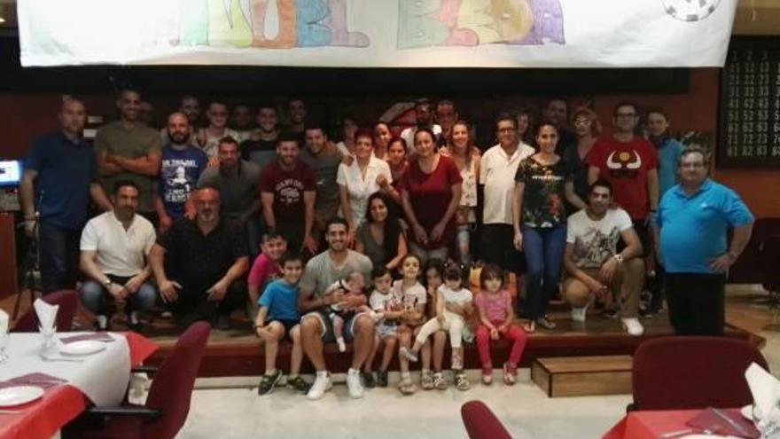 Massamagrell homenajea a Bleda, máximo goleador en Hong-Kong - Levante-EMV