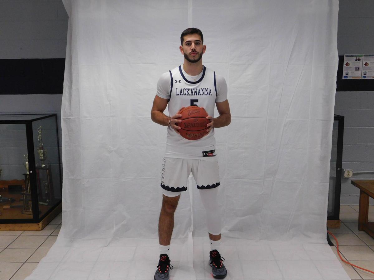 Pablo Ávalos, un apellido ilustre en la órbita de la NCAA