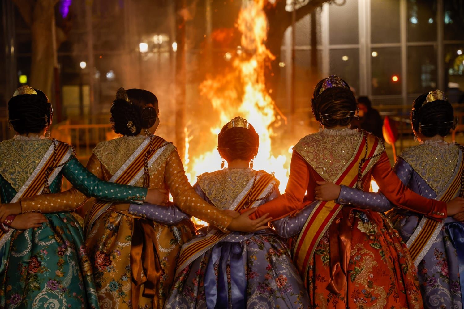 EL PILAR FOTOS ESPECIAL | Fallas 2024: las imágenes de la falla de la ...