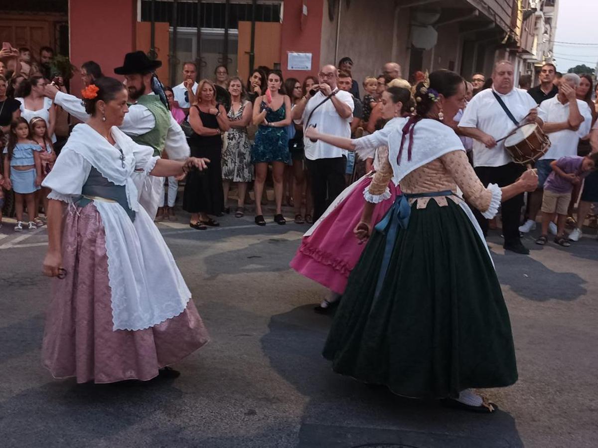 Faura recupera su Ball de Plaça como insignia de la “Baixà”