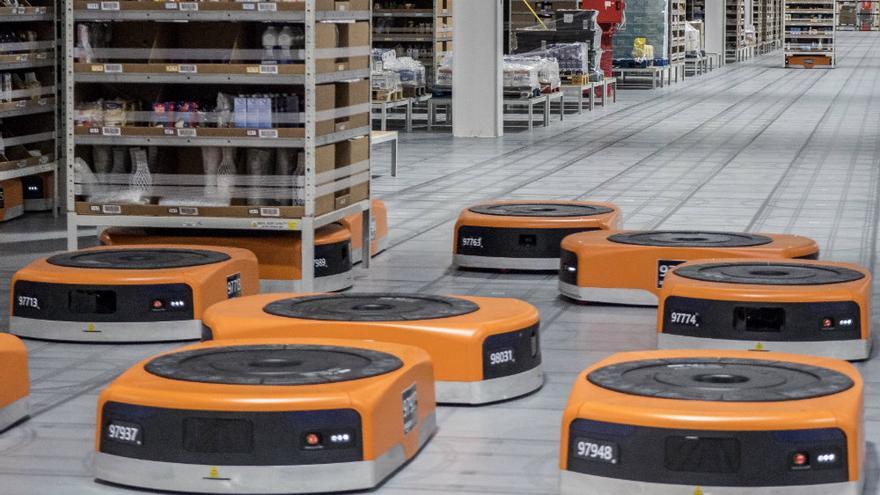 Amazon implantarà els seus robots a les plantes del Prat i Castellbisbal