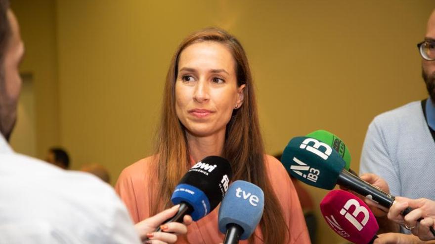 Los hoteleros aplauden que su colega Isabel Vidal dirija Turismo en el ...