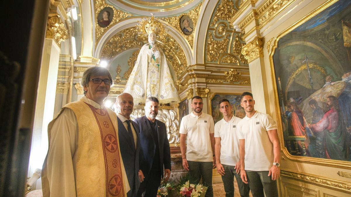 Una ofrenda especial en el Centenario
