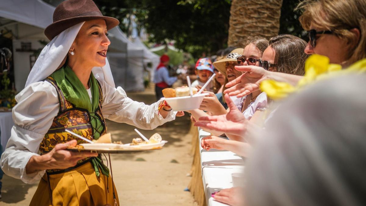 FIESTAS MAYO: Abierta la inscripción para el Concurso de Comidas Típicas del Día de Canarias