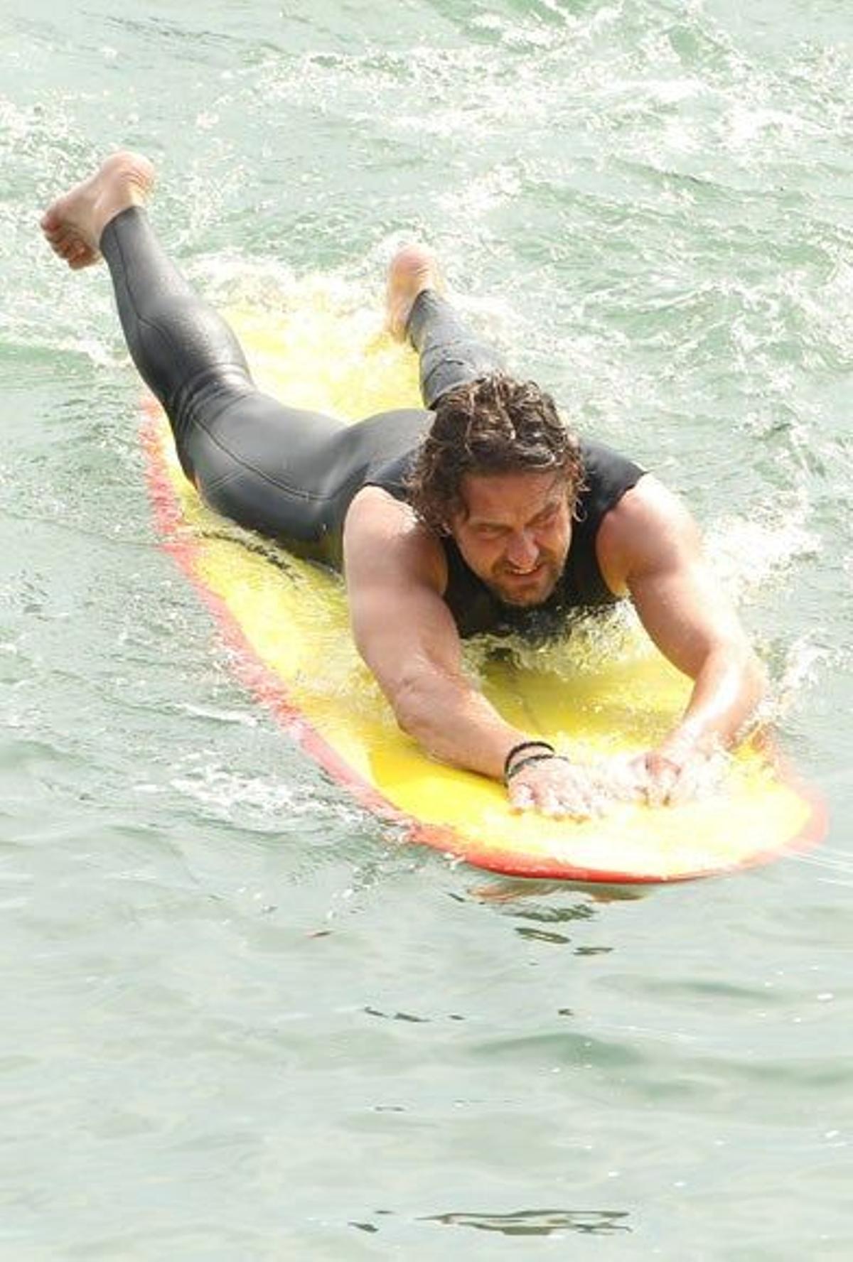 Gerard Butler presume de torso en el rodaje de su nueva peli - Cuore