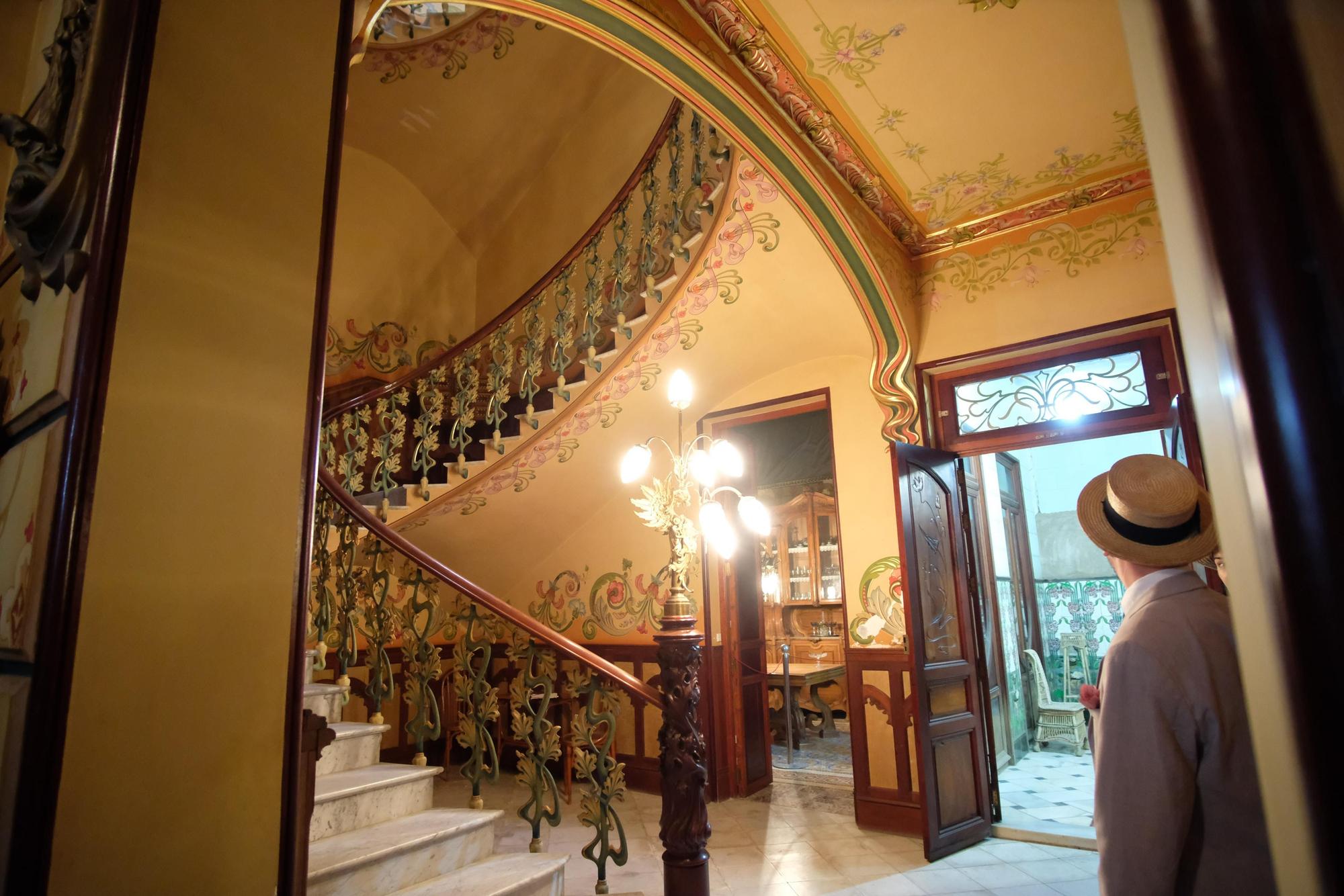 A vueltas con la Casa Mira de Novelda - Información