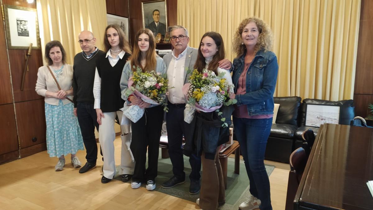 Amancio Ortega beca el talento mierense - La Nueva España