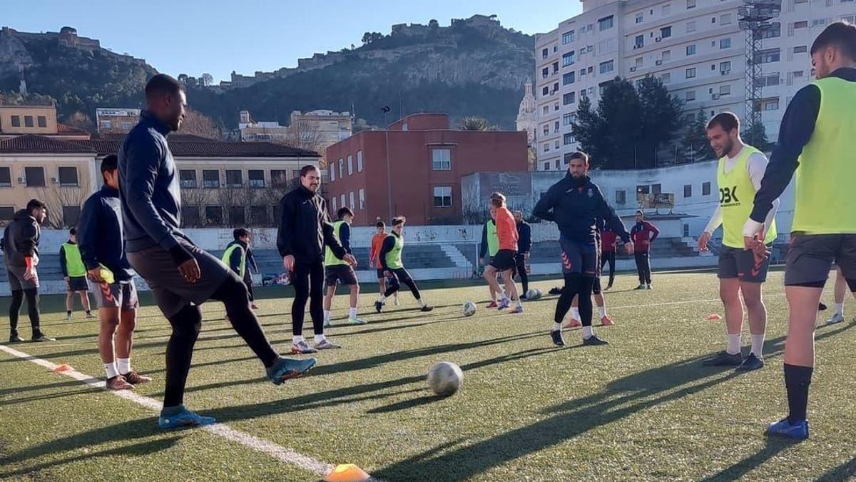 El Olímpic recibe al colista Muro con las bajas de los sancionados Marc ...