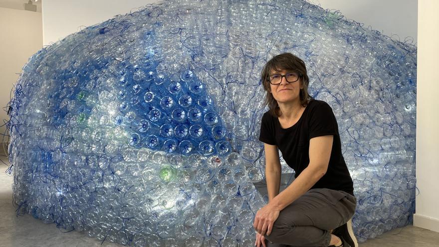 Olga Diego takes her "Floating Island" to Valencia against the use of ...