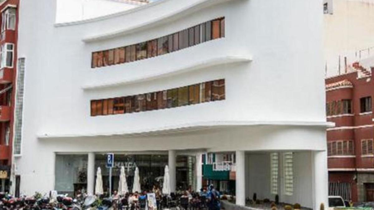 Disa crea en el edificio-piano de Tomás Morales un espacio ...