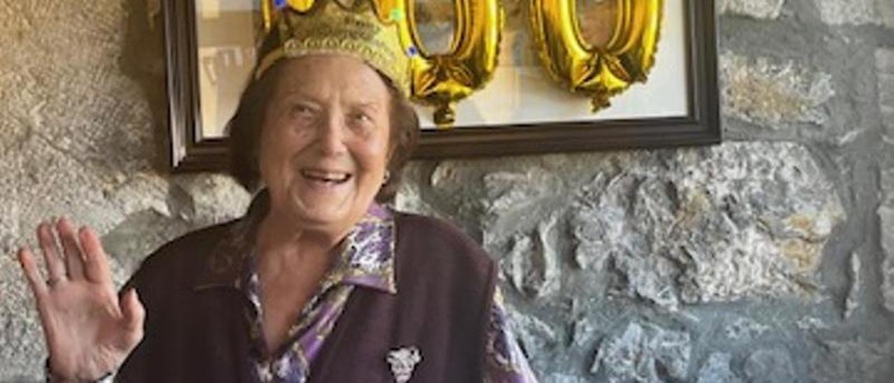 La "Tía Ana" alcanza "las tres cifras", pero asegura que piensa vivir ...