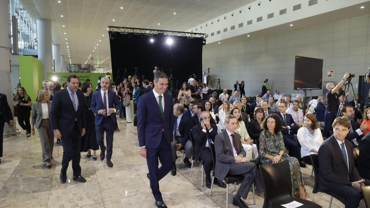 AMPLIACIÓN AEROPUERTO VALENCIA: Sánchez confirma pero no detalla las inversiones para Manises