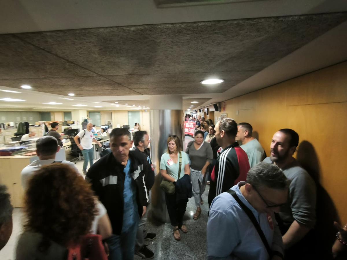 La CIG ocupa sedes de la Xunta y del Sergas contra la modificación del ...