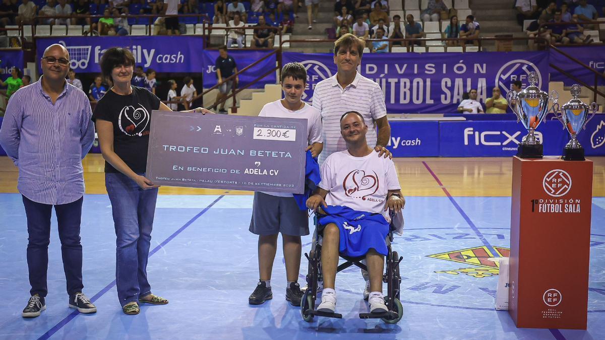 El Alzira FS mejora y se adjudica el trofeo Juan Beteta ante otro equipo de primera (4-3)