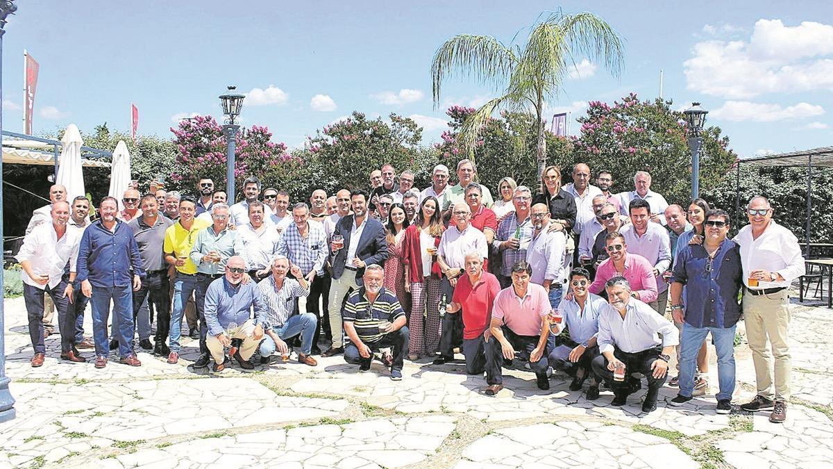 Rafa Morillo, despedido por los suyos