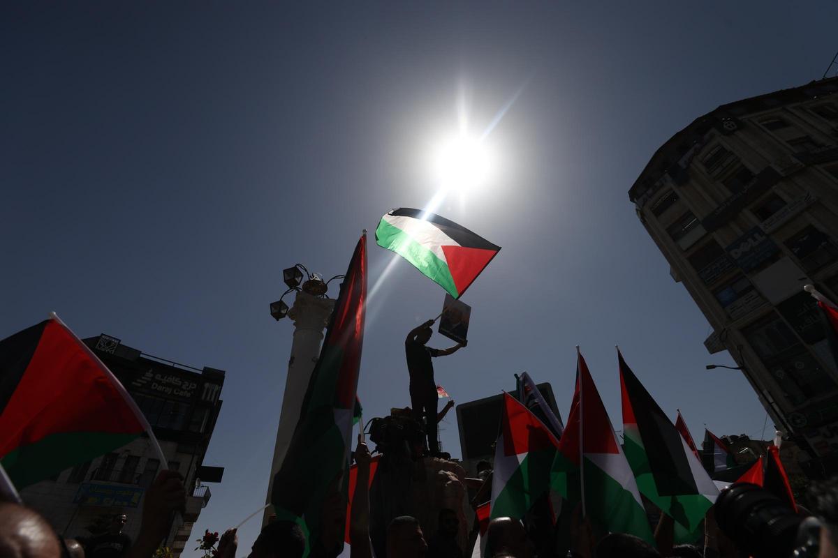 Palestinos celebran en Ramala el reconocimiento de su Estado por parte ...