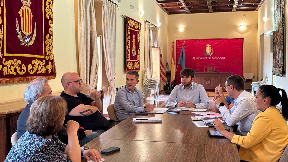 Moncada inicia la renovación del Mercado Municipal