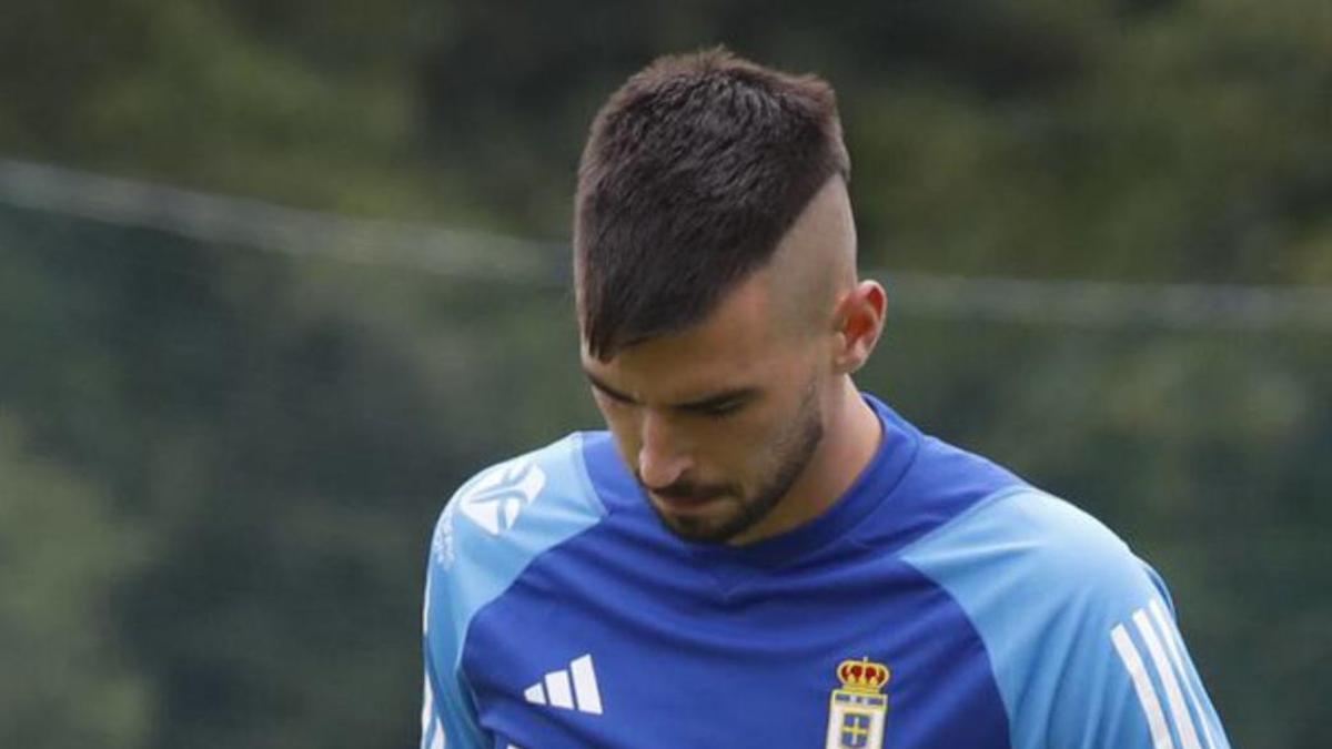 Serio revés para el Oviedo: Millán estará varios meses de baja