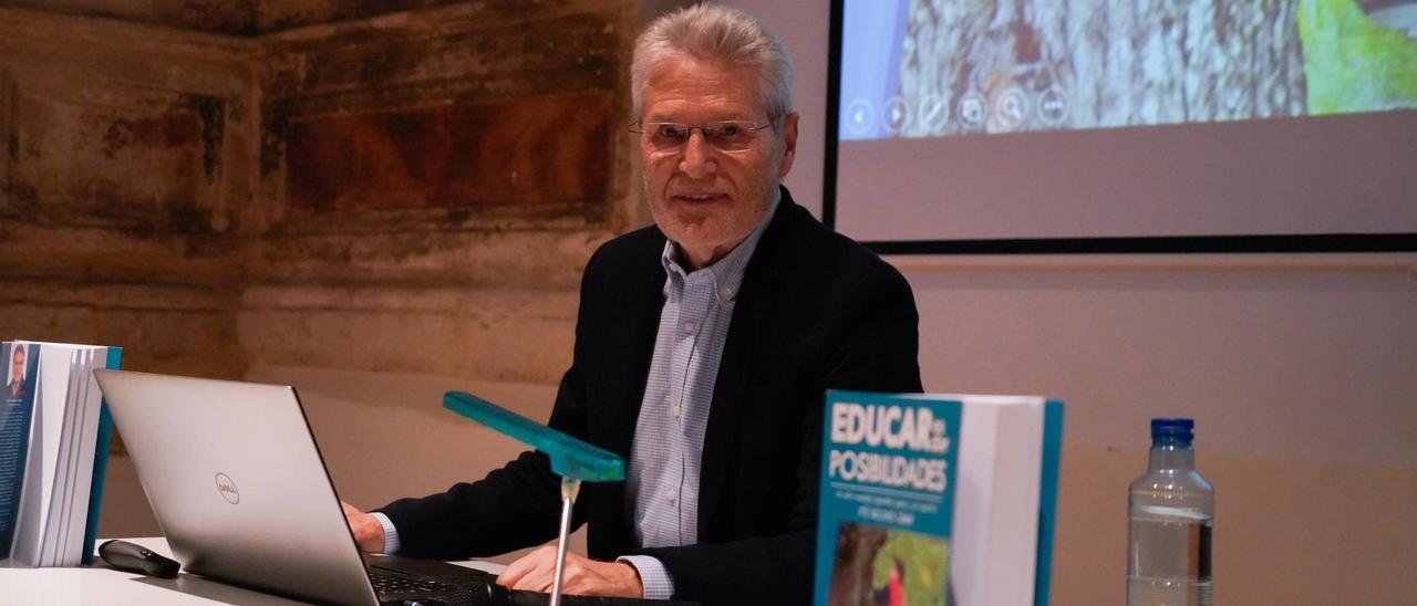 Ángel Hidalgo | Psicólogo experto en educación: "A los niños hay que ...