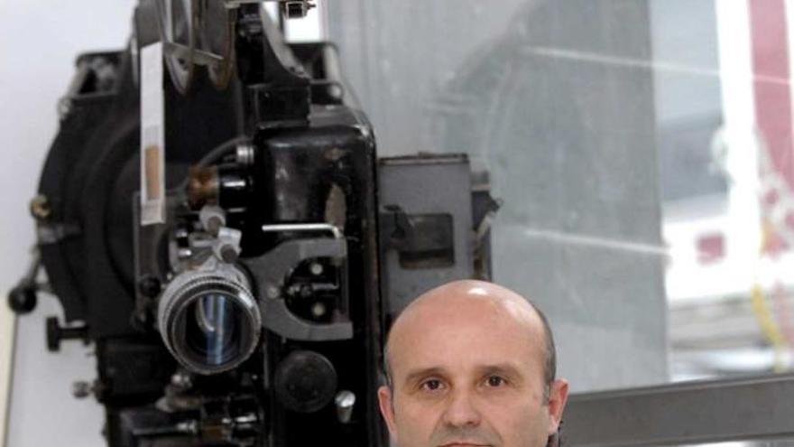 «Un buen cuento sólo debe tener fuerza y conseguir llegar a los lectores»