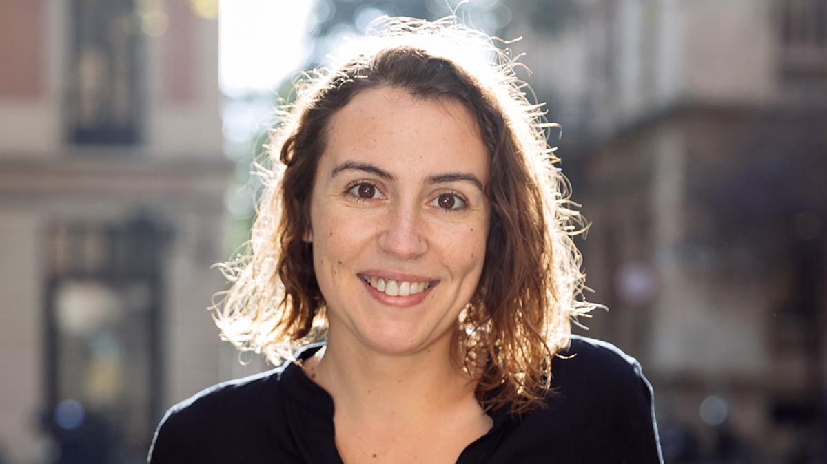 'A casa teníem un himne', de Maria Climent: de filiaciones y secretos ...