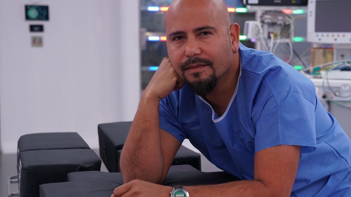 Rodrigo Menchaca: "Hemos creado un Netflix paracirujanos desde BCN"