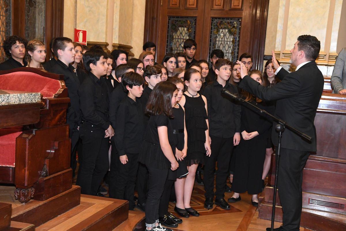 ANÁLISE DISCO LUX BERGHAIN ROSALÍA | A porta aberta por Rosalía á música clásica, analizada ...