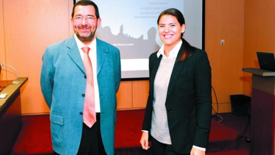 Una joven de nota 10 formada con becas