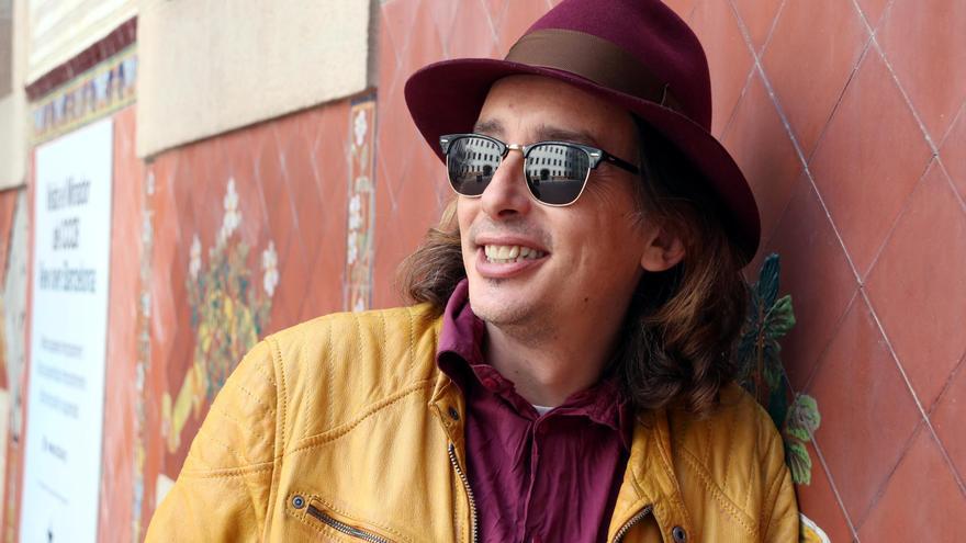 Buhos experimenta amb sons electrònics i prescindeix dels instruments ...