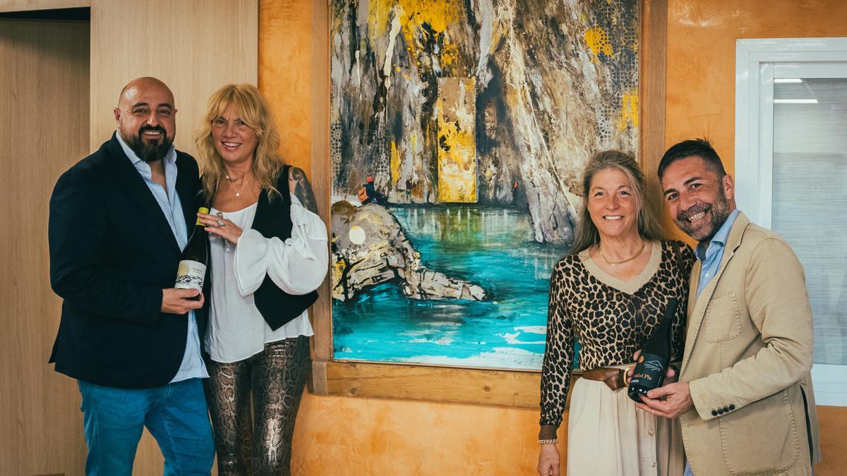 La artista de Mallorca Maria Antònia Barceló expone en Catavinos