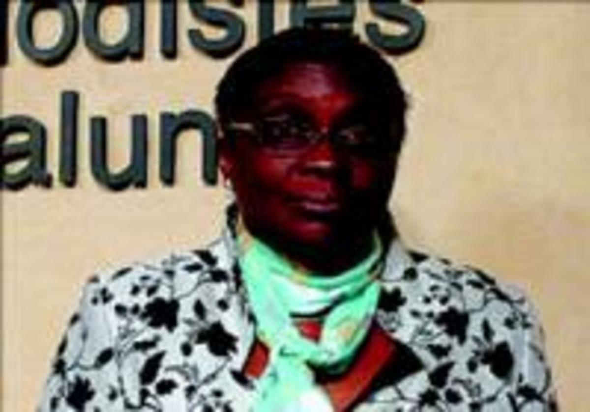 Reine Alapini-Gansou: "Hay gobiernos democráticos que violan y reprimen ...