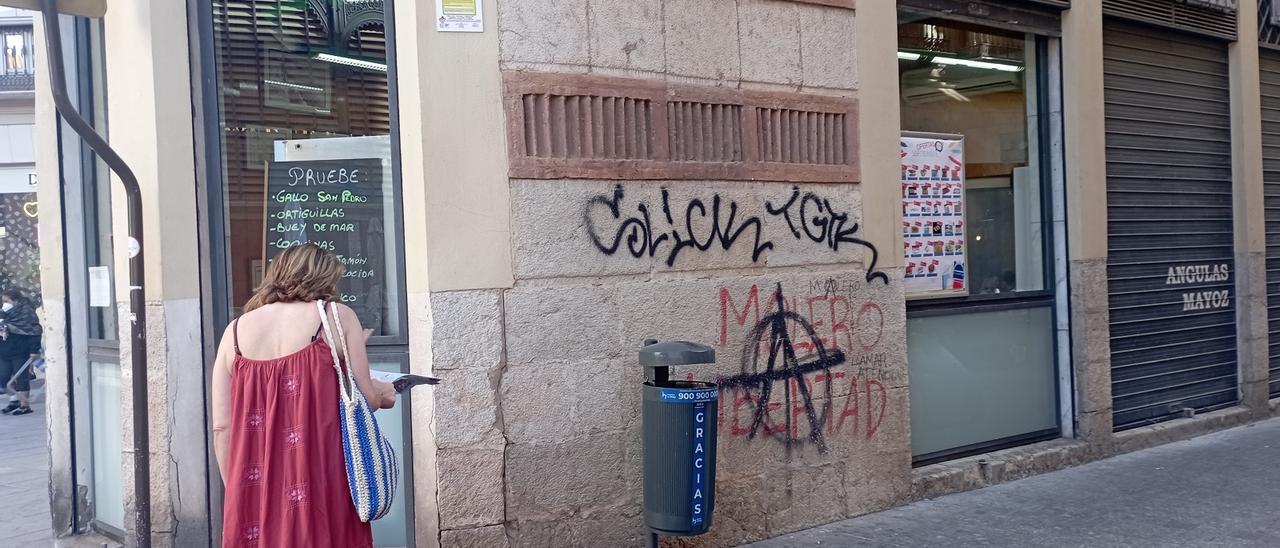Patrimonio de Málaga: Del edificio de las angulas de Aguinaga y los ...
